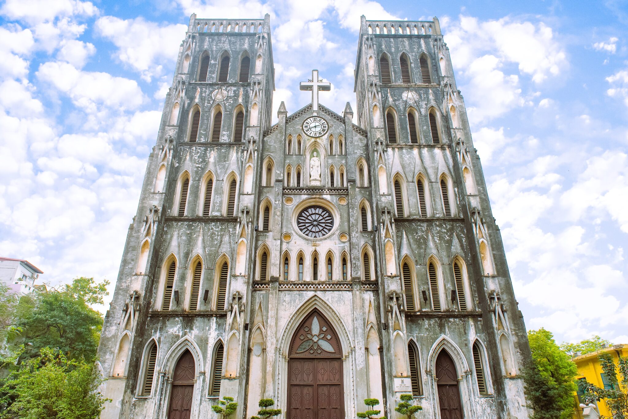 Sacred Spaces: The Architectural Beauty of Edmonton's Historic Churches ...